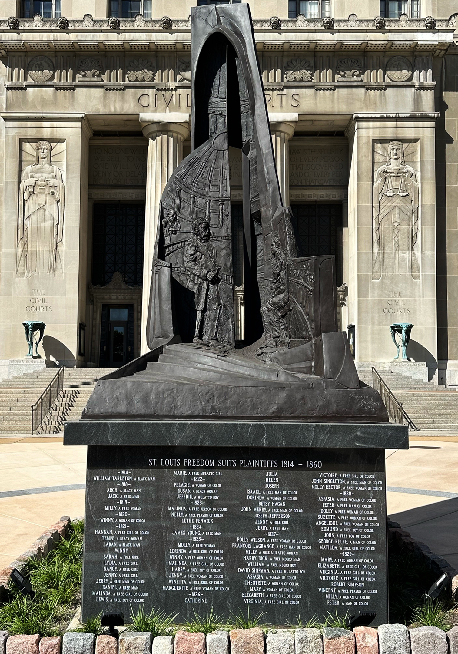 Elements of Freedom Plaza – FREEDOM SUITS MEMORIAL FOUNDATION